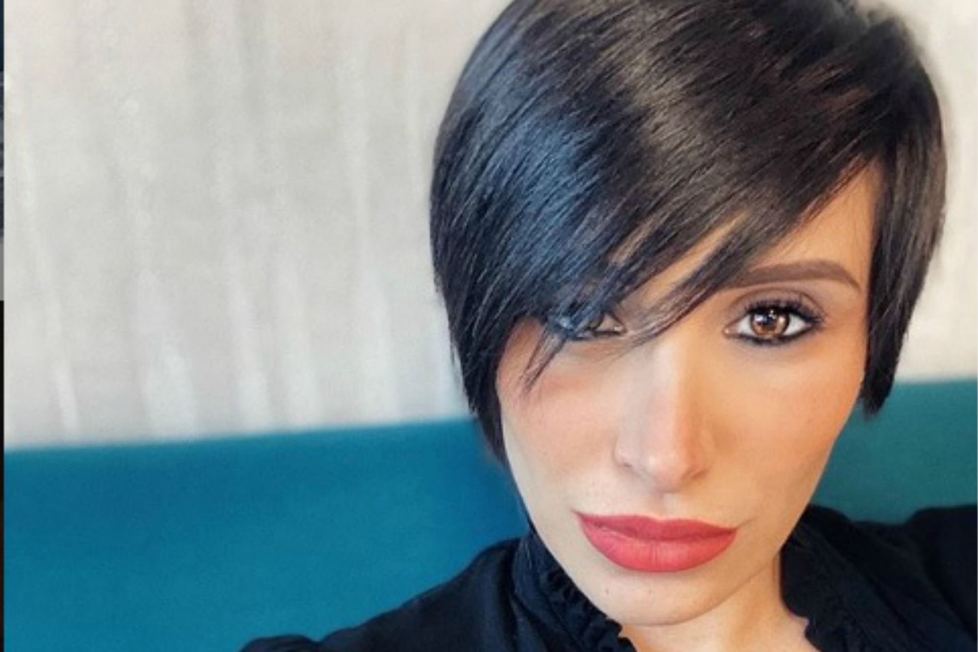 La beauty influencer Sara Vecchi contro il trash - Bellacanzone